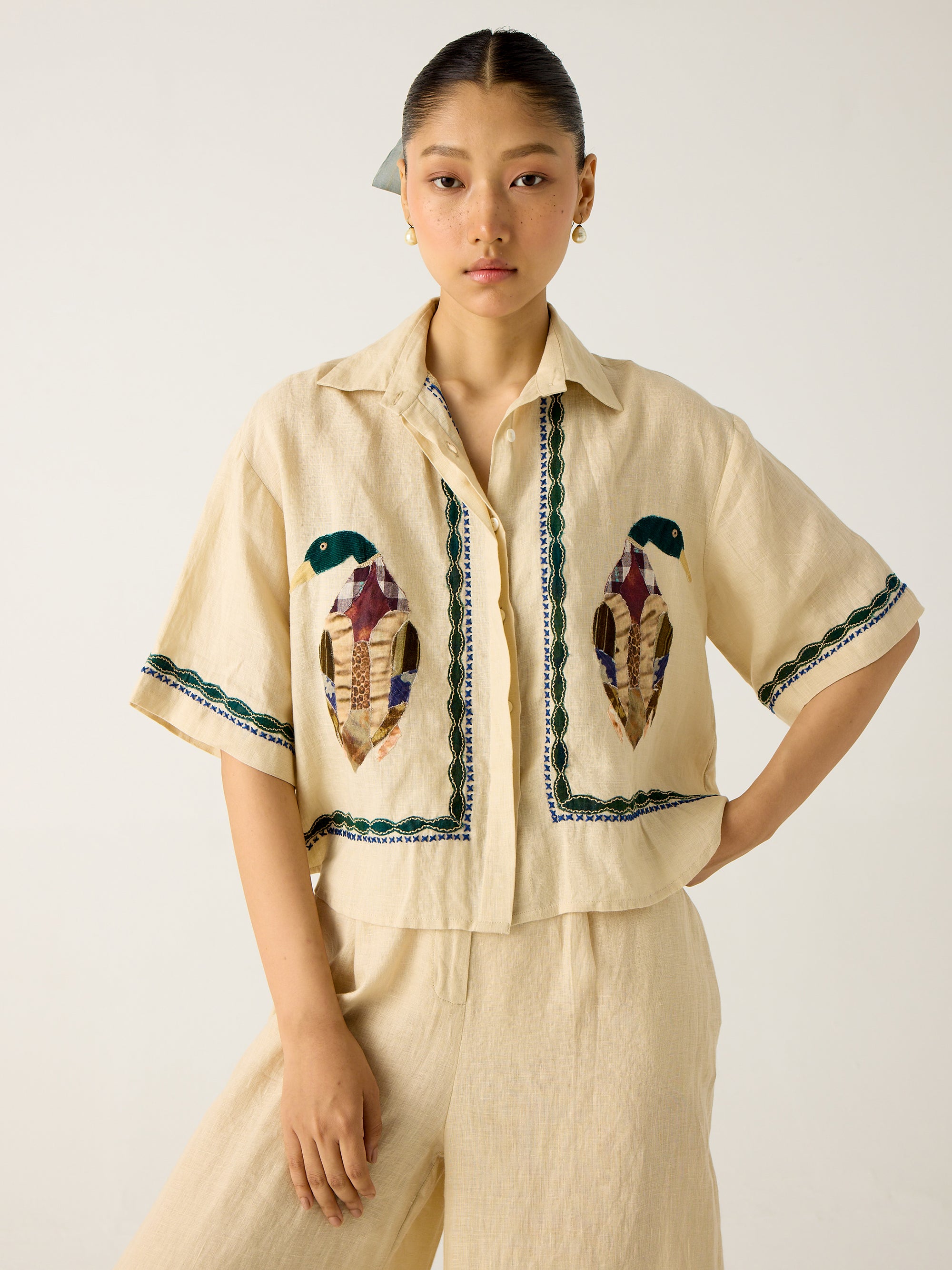 Ava Shirt - Ivory Duck Applique – Cord Studio